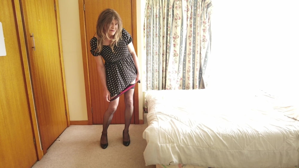 Crossdress Striptease Poka Dot Dress 26 Pics Xhamster