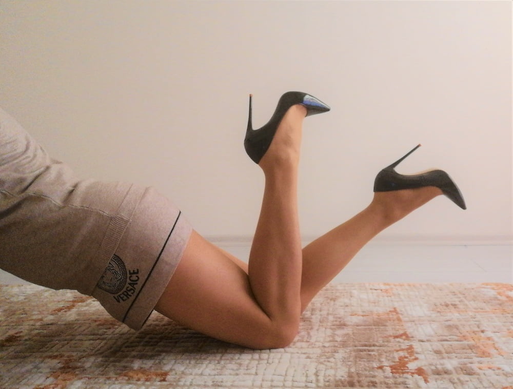 Stiletto And Tan Pantyhose 40 Pics Xhamster 8759