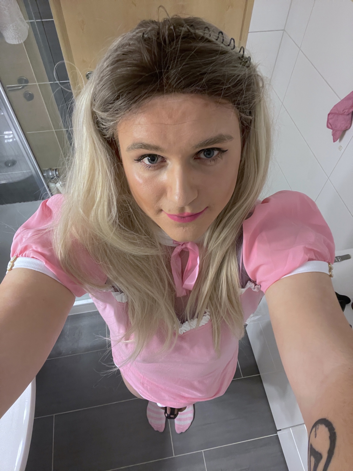 Sissy Vallicxte In Pink 10 Pics Xhamster